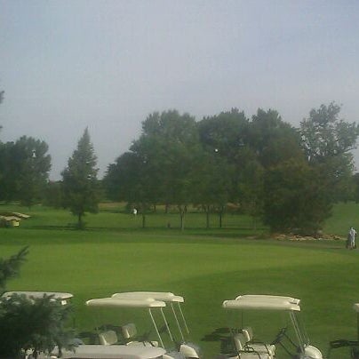 CB Potts At Collindale Golf Course - American Restaurant