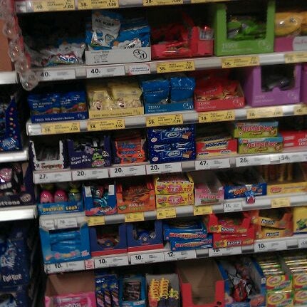Tesco - Supermarket in Heath Hayes