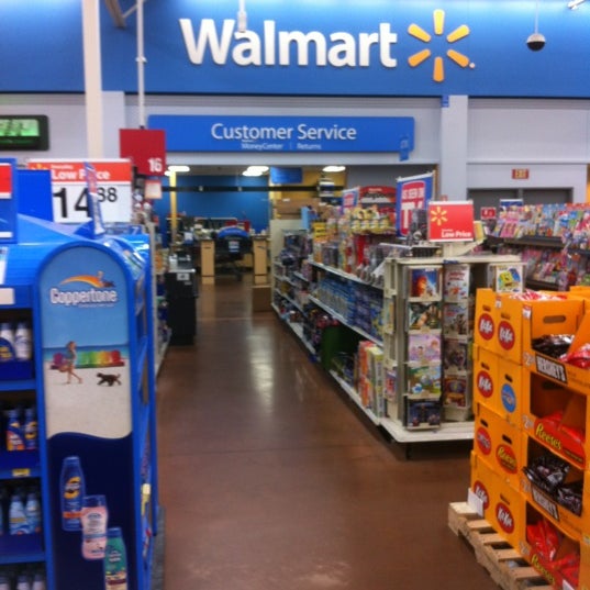 Photos at Walmart Supercenter - Big Box Store in Pasadena