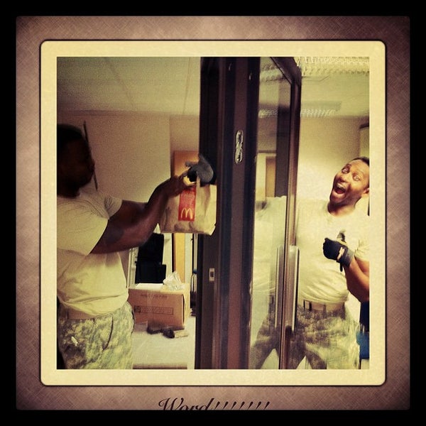 Tompkins Barracks - Structure