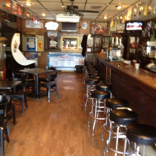 East State Bar & Grill - Dive Bar in Fort Wayne