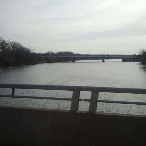 Landing Lane Bridge - 3 tips