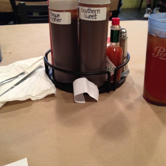 Callears R&R BBQ - BBQ Joint