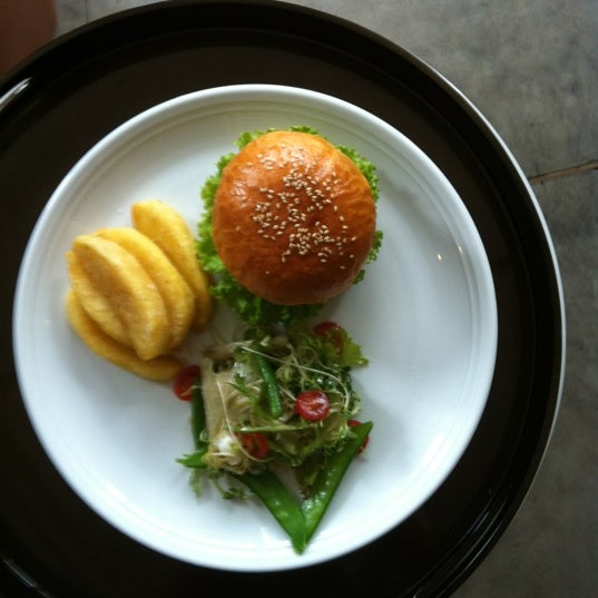 Restaurant Bobby Chinn - 12 tips from 373 visitors