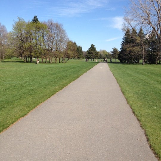 Parc Maisonneuve - Park in Rosemont-La Petite-Patrie