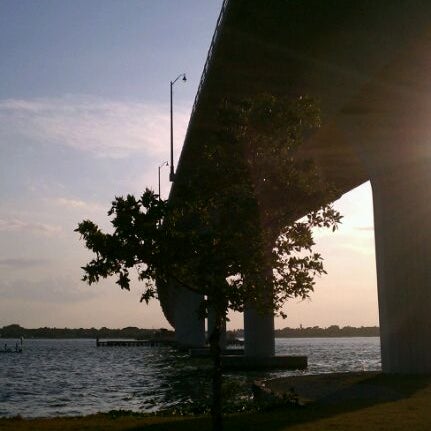 Stuart Causeway - SE Ocean Blvd