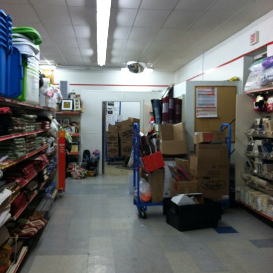 Family Dollar - Davis Square - 3 tips from 140 visitors