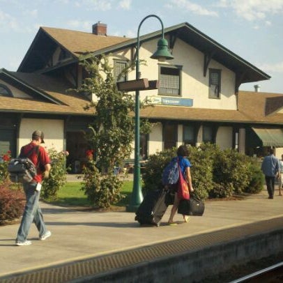Vancouver Amtrak Station (VAN) - Train Station in Fruit Valley