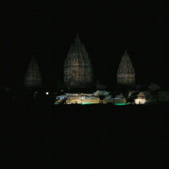 Photos at Rama Shinta Garden Resto - 4 tips