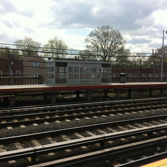 LIRR - Hollis Station - 8 tips