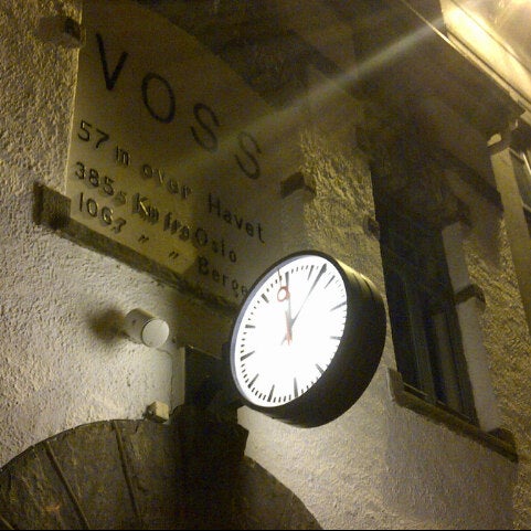 Voss stasjon - Train Station