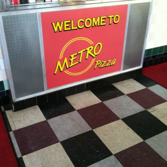 Metro Pizza - Pizzeria