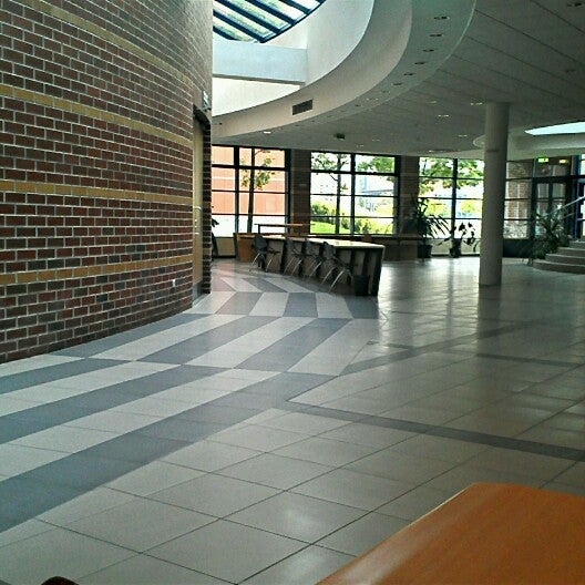 BME I épület - College Technology Building in Budapest