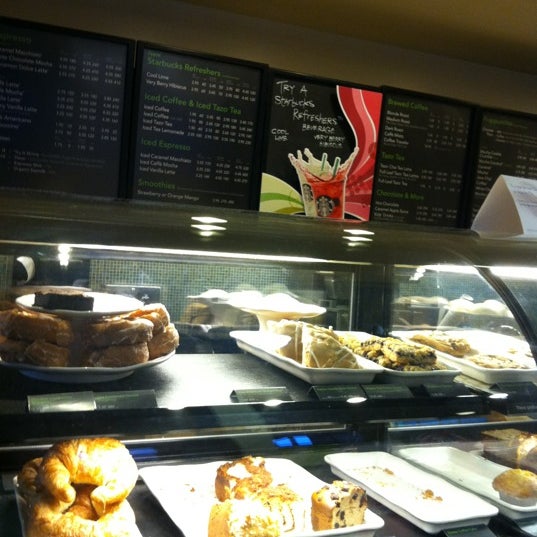 Starbucks - Downtown Manhattan Beach - 21 tips