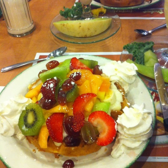 Cora's Breakfast & Lunch - Breakfast Spot in Edmonton