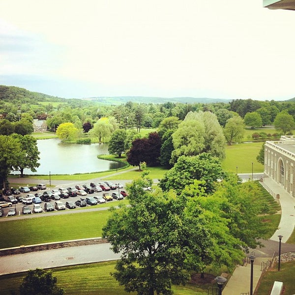 Colgate University - University in Hamilton