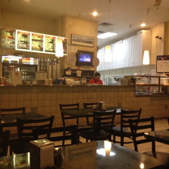 Ray's Pizza - Pizzeria