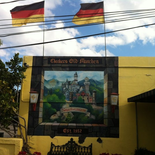 Checkers Old Munchen - German Restaurant