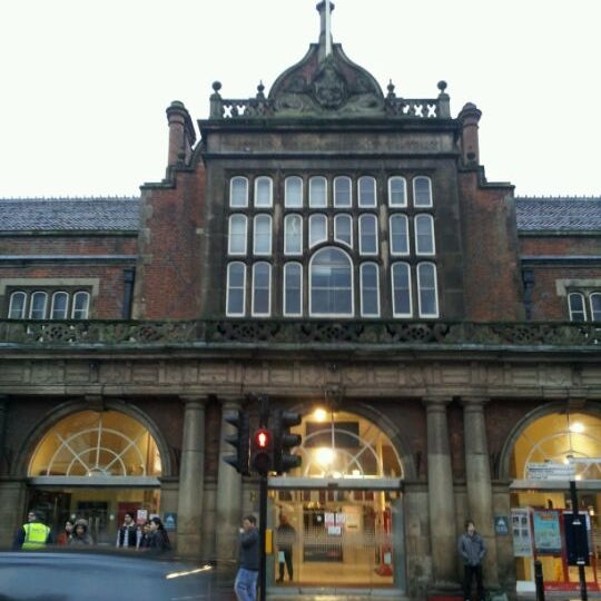 Stoke-on-Trent Railway Station (SOT) - 54 tips
