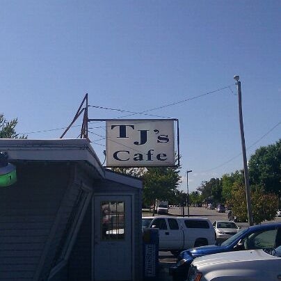 TJ's Cafe - 12 tips from 141 visitors