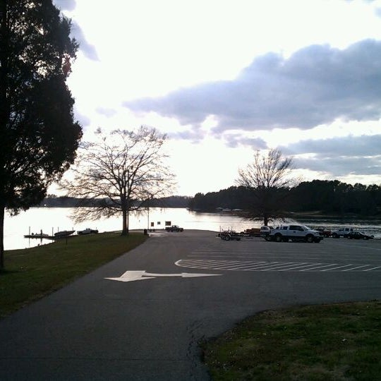 Stumpy Creek Boat Access - Lake in Mooresville