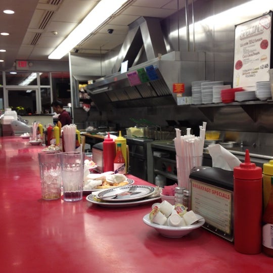 24-hour restaurants in St. Louis