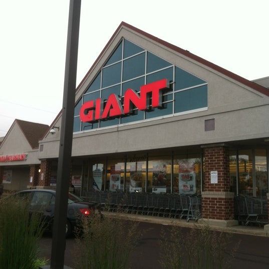 GIANT Food Stores - Supermarket