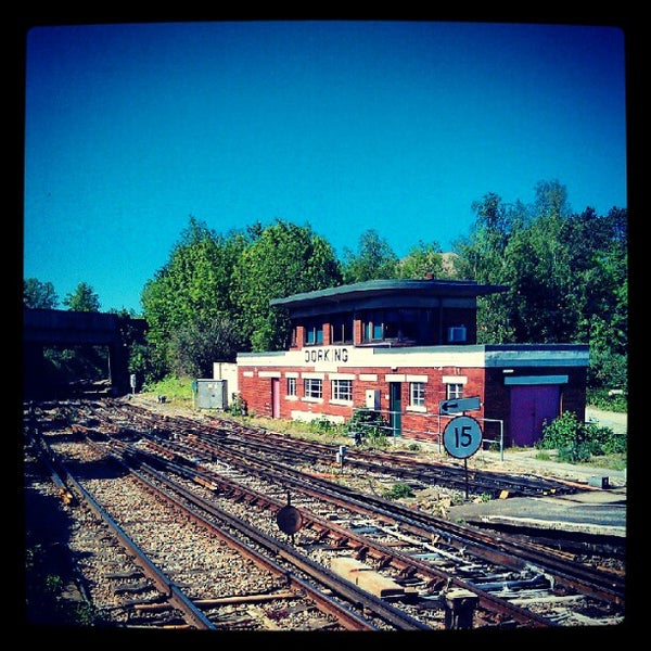 Dorking (Main) Railway Station (DKG) - Train Station