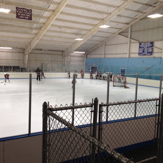 Viglirolo Skating Rink - Belmont Center - Belmont, MA