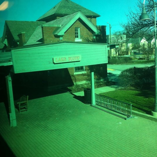 Metra - Lake Bluff - Village of Lake Bluff - 7 tips from 720 visitors
