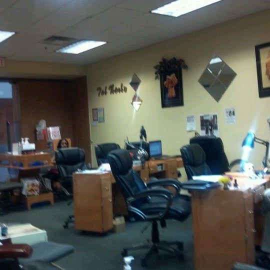 Tal Nails - Tallahassee Mall