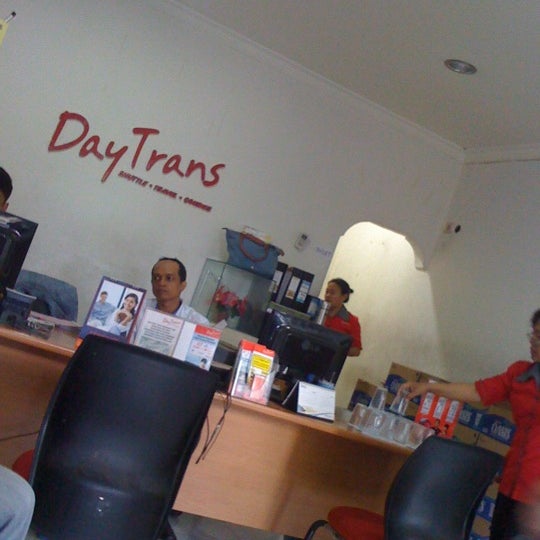 Day Trans - Travel Agency in Palmerah