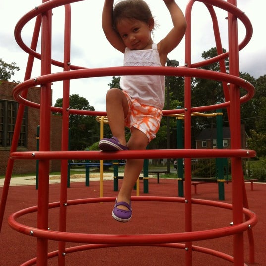 Frederick Harris School - 31 visitors