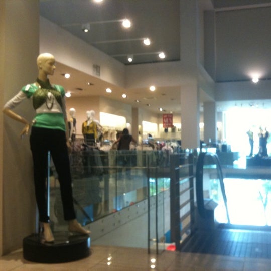 Mondy - Women's Store