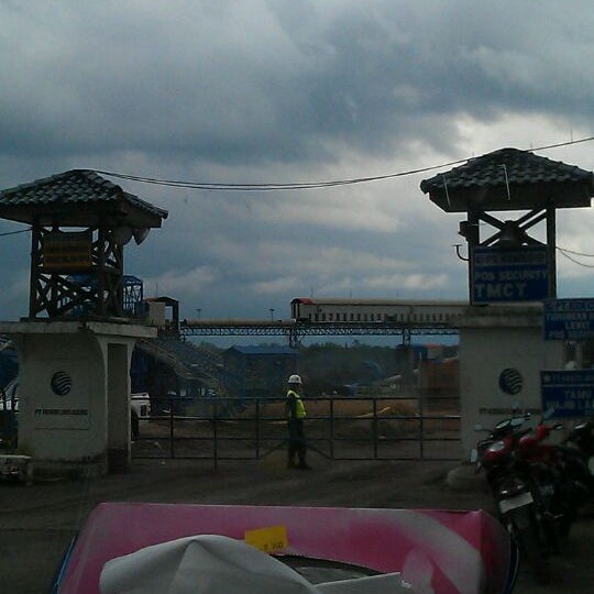 Port Of Kideco - Tanah Merah Coal Terminal - 1 tip