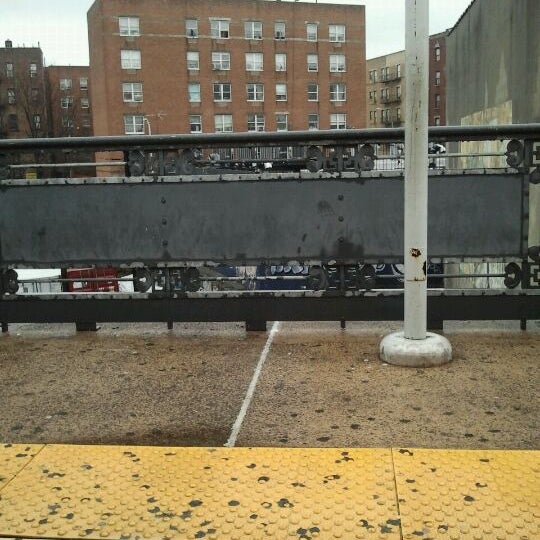 Photos at MTA Subway - 174th St (2/5) - Metro Station in Bronx