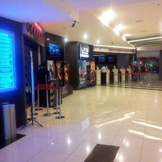 lfs cinema prangin mall - Simon Rees