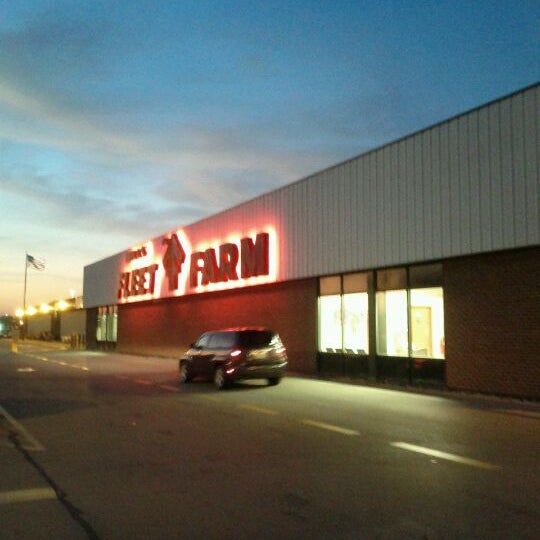 Fleet Farm - Department Store in Green Bay