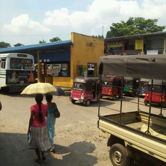 Malabe Bus Stand - Malambe, Western Province