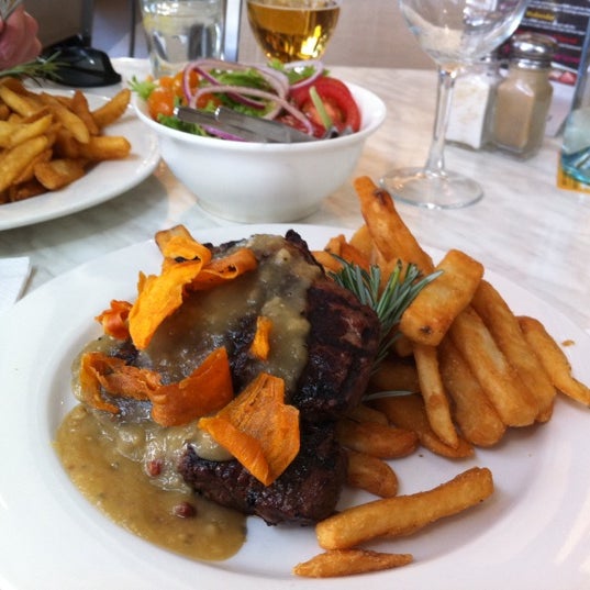 Caxton Hotel - Bar in Brisbane