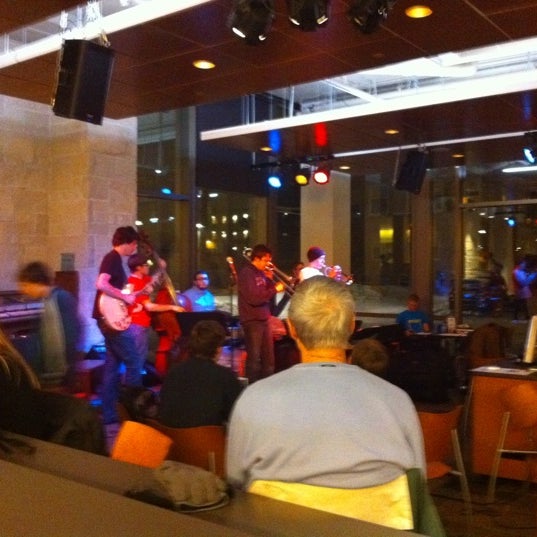 Warch Center, Lawrence University - 711 E Boldt Way