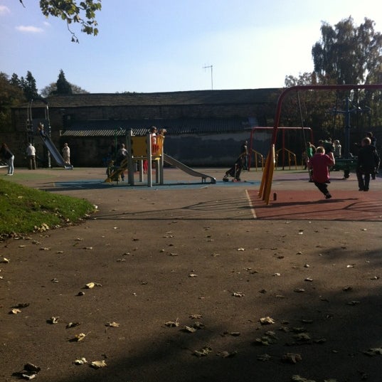 Horsforth Hall Park - Horsforth - 6 tips from 181 visitors