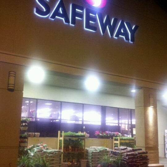 Safeway - Grocery Store