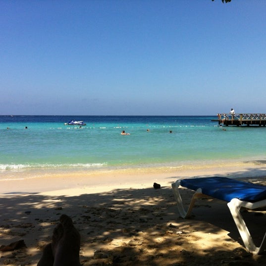 Pirate Bay - Caribbean Restaurant