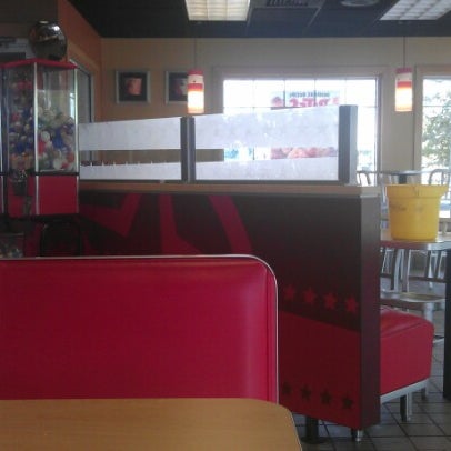 KFC - 4359 Franklin St