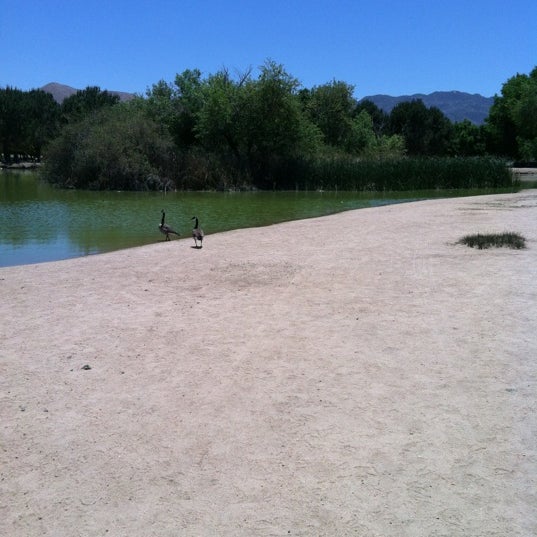 Hesperia Lake Park - Lake