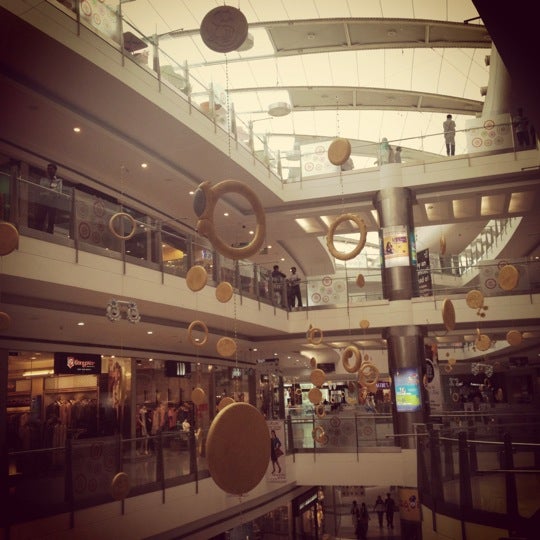 Mantri Square - malles - #1, Sampige Road, Malleswaram