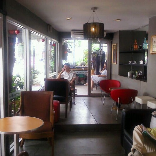 Om Coffee (โอม คอฟฟี) - Coffee Shop in บางพลัด