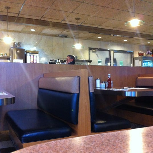 Red Oak Diner & Bakery (Now Closed) - 1217 State Rd