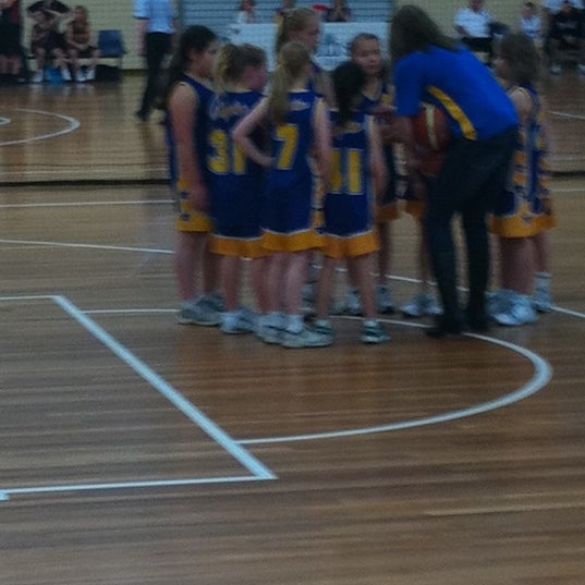 Wayville Basketball Stadium - 1 tip